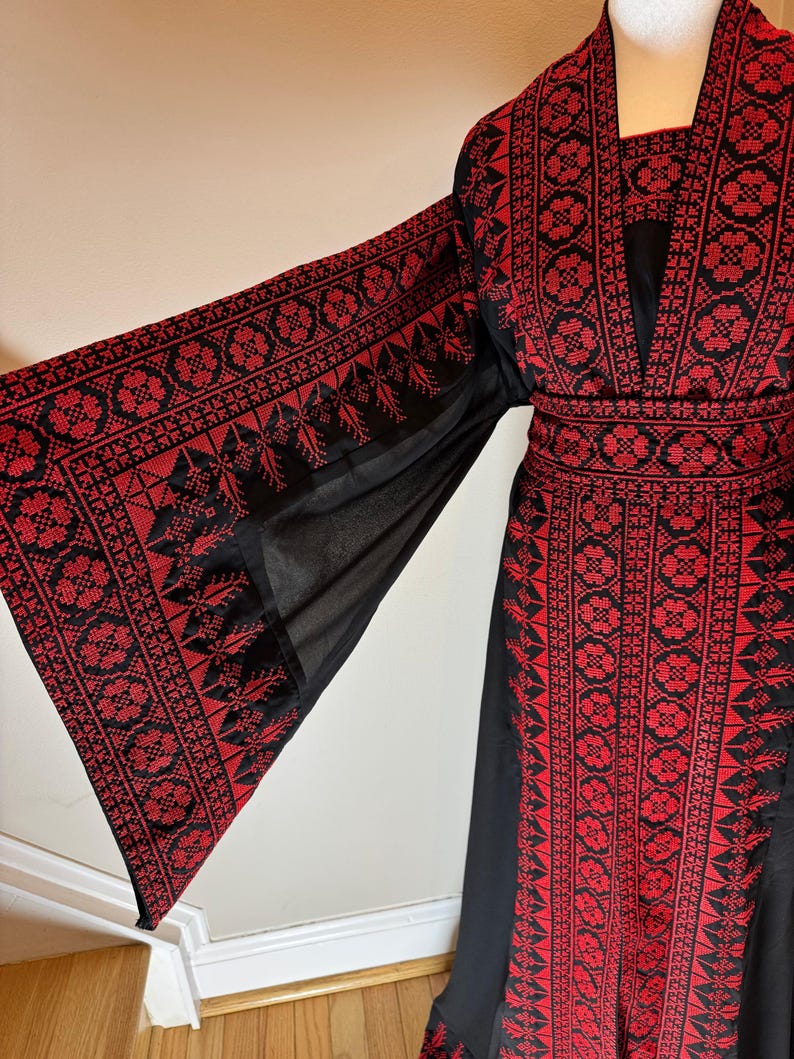 Embroidered Palestinian Style Traditional 2-piece Abaya - Etsy
