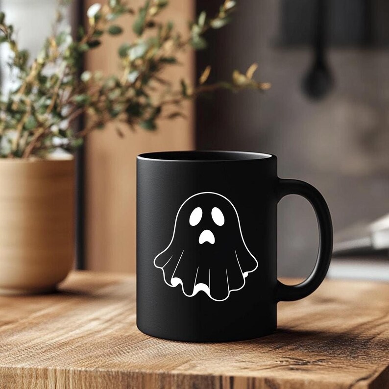 Ghost SVG Bundle, Cute Ghost Outline SVG, Retro Floral Ghost PNG ...