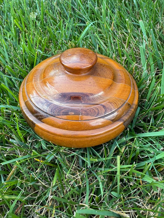 Vintage circular box wood with lid, keepsake, trinket… - Gem