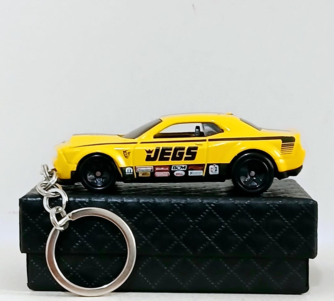 Hot Wheels Dodge Challenger SRT Demon Keyring Gift Pack Free Boxed ...