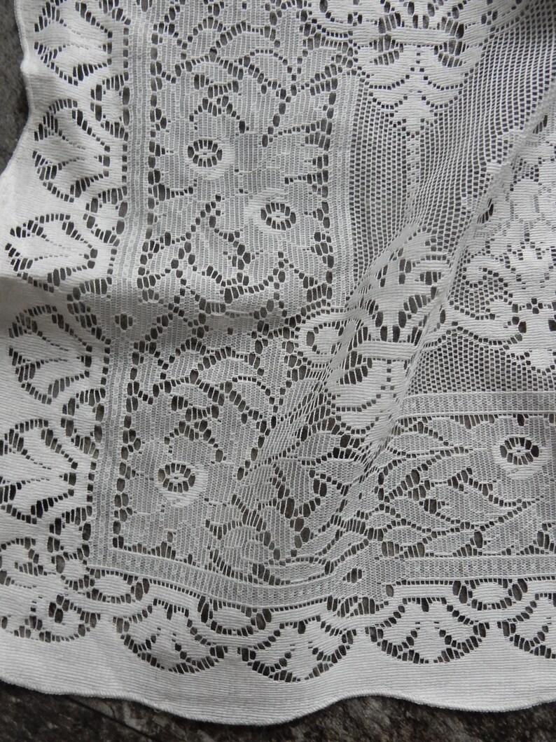 A Vintage Ivory Scottish Cotton Lace Curtain/ Extra Long/exquisite ...