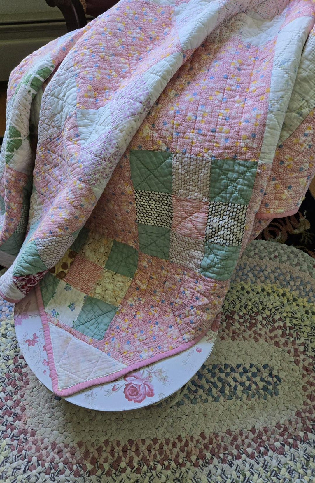 Vintage 1940s Quilt/handmade/cottagecore Decor/soft Pinks/ Free ...