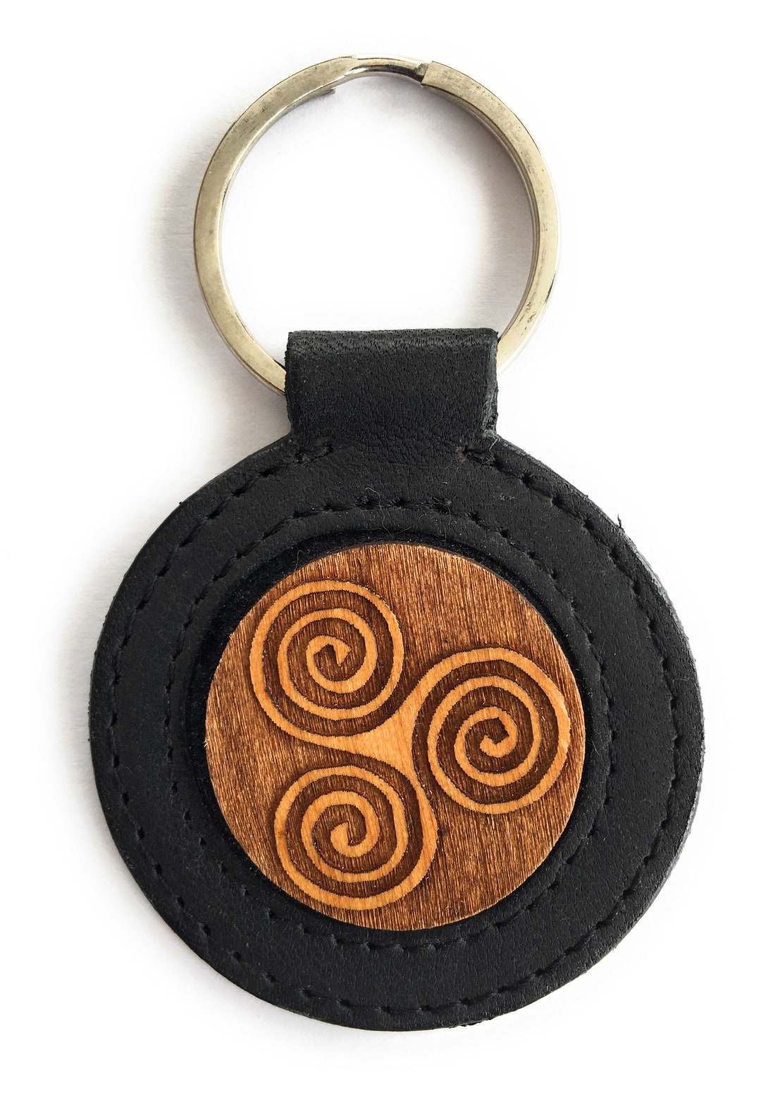 New Grange Celtic Knot Key Chain - Etsy