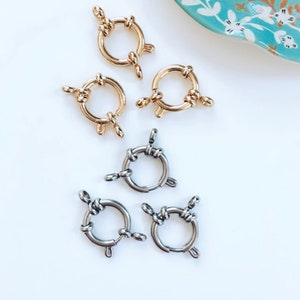 Round Spring Buckle - Lobster Clasps in Gold and Silver - Hooks ...