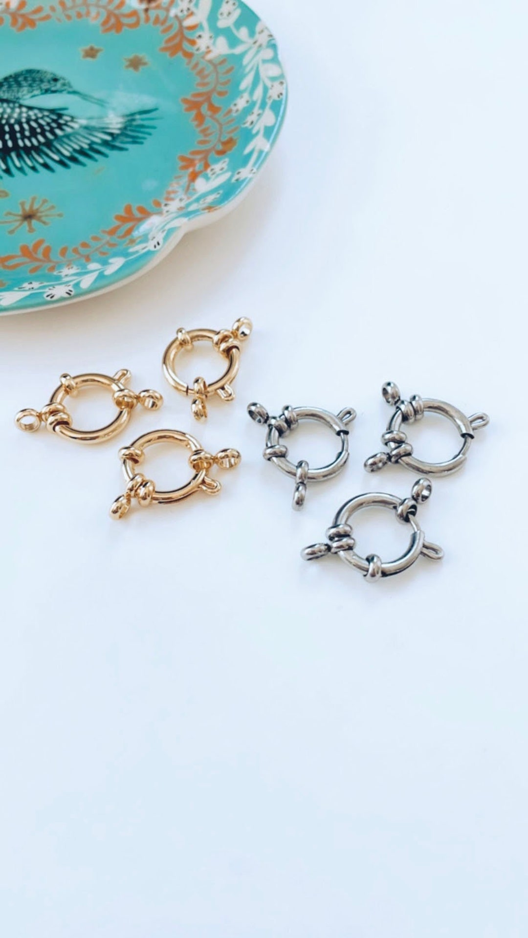 Round Spring Buckle - Lobster Clasps in Gold and Silver - Hooks ...
