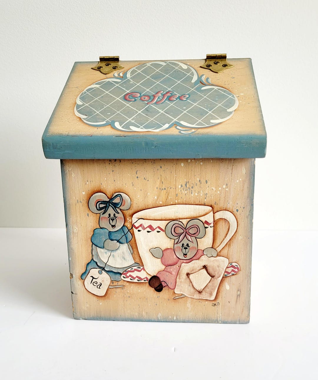 Vintage Hand-painted Wooden Coffee Box, Country Mouse Decor Storage ...