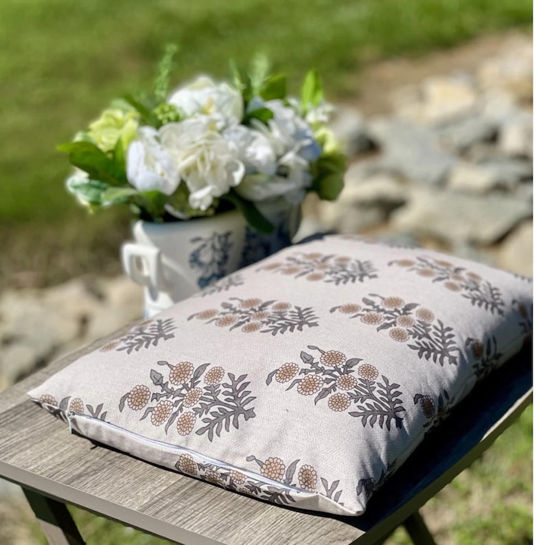 Buckwheat Pillow: Neutral Floral Design, Neck & Spine Support - Etsy