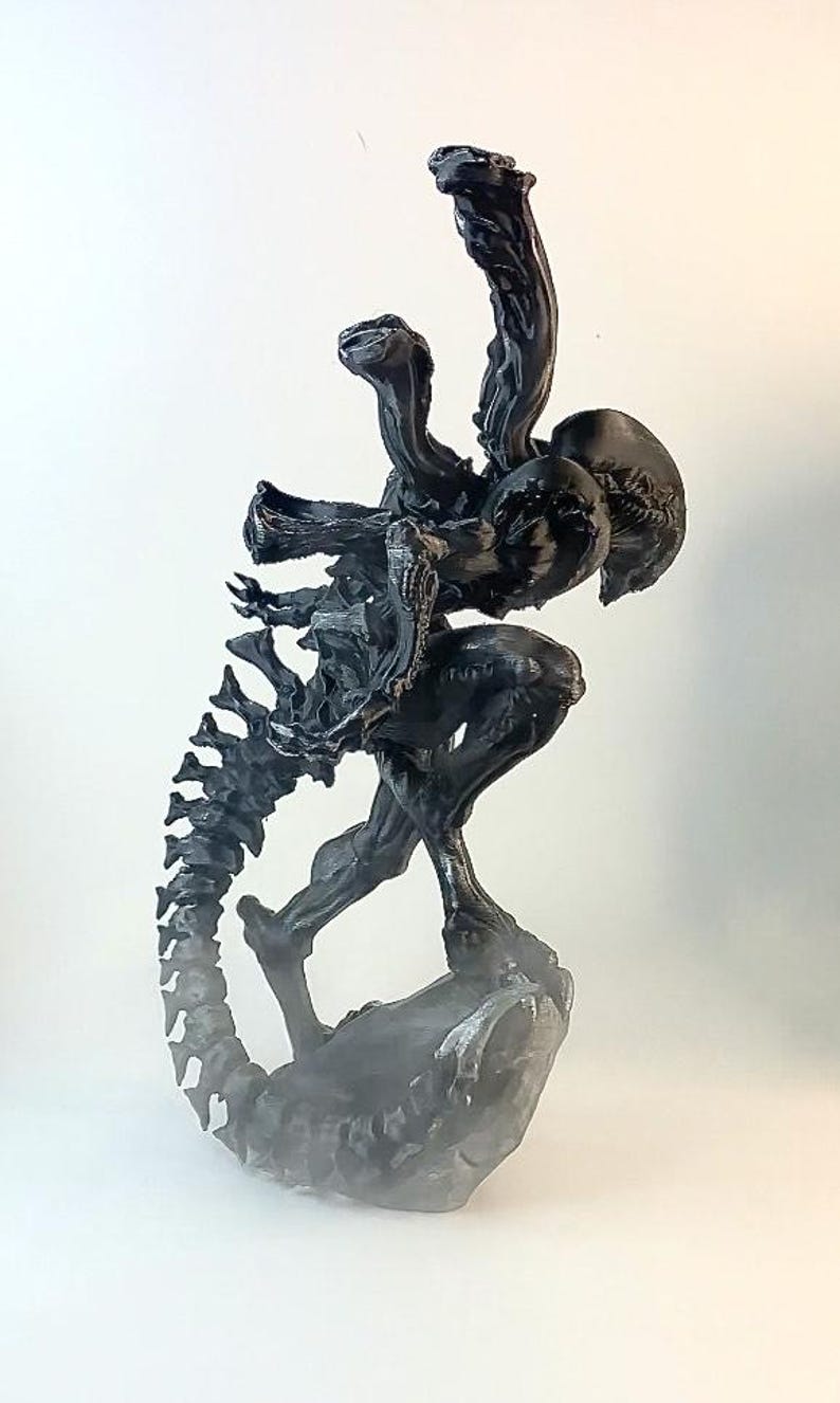 Xenomorph Alien Statue Sci-fi, Standing Figurine, Desk Accessory ...