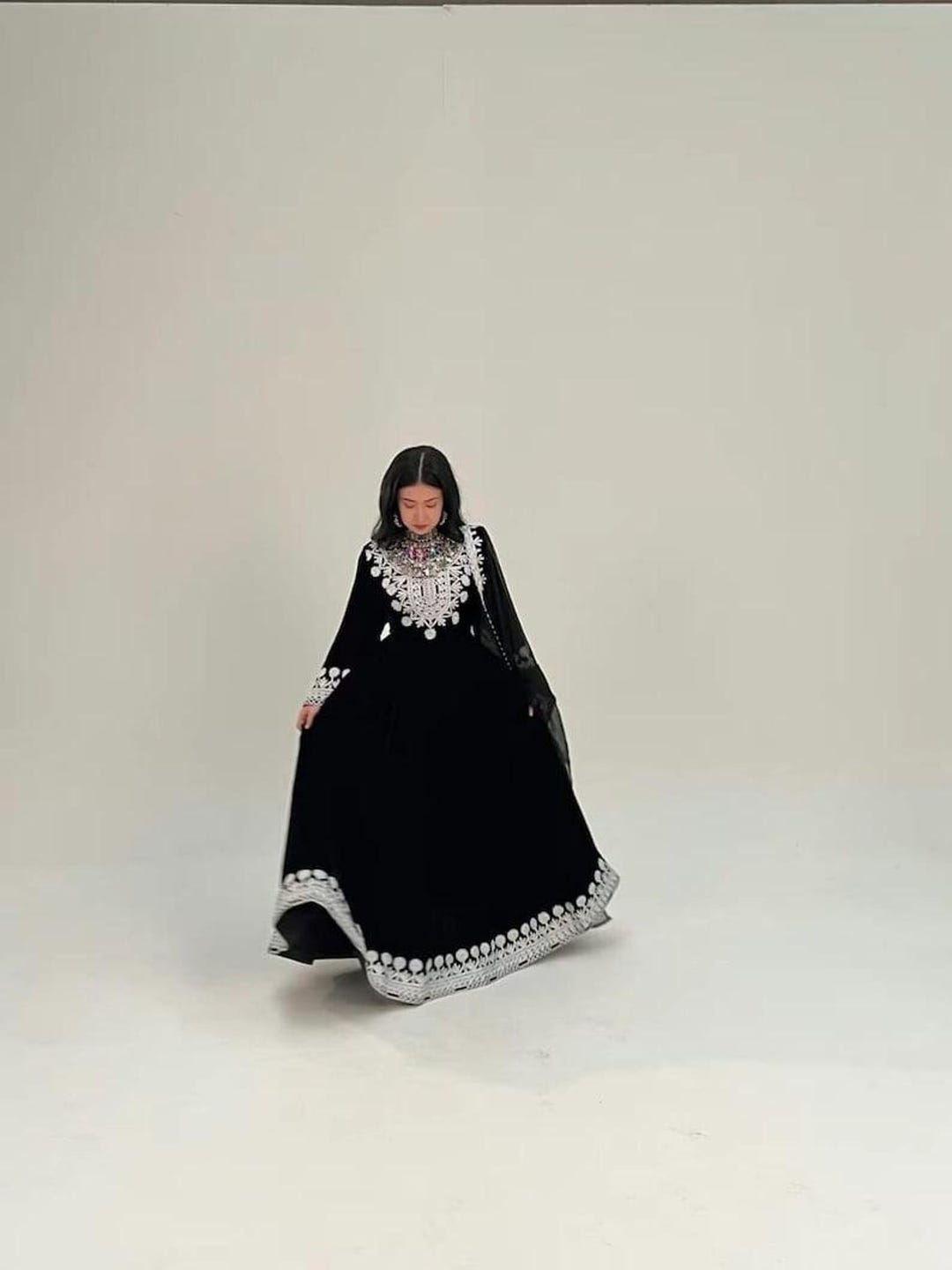 Vintage-inspired Afghan Dress – Flowy & Comfortable – Unique Cultural ...