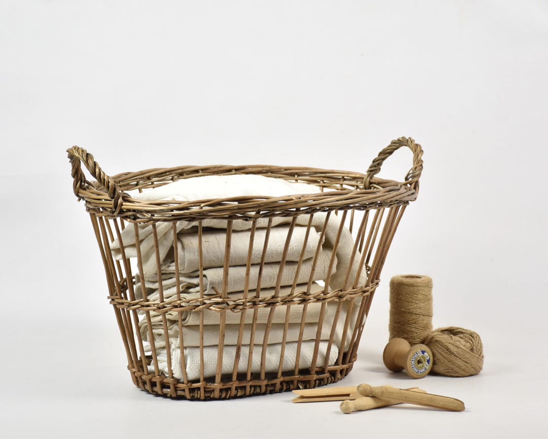 Rustic Small Wicker Laundry Basket : Vintage Farmhouse Country Style ...