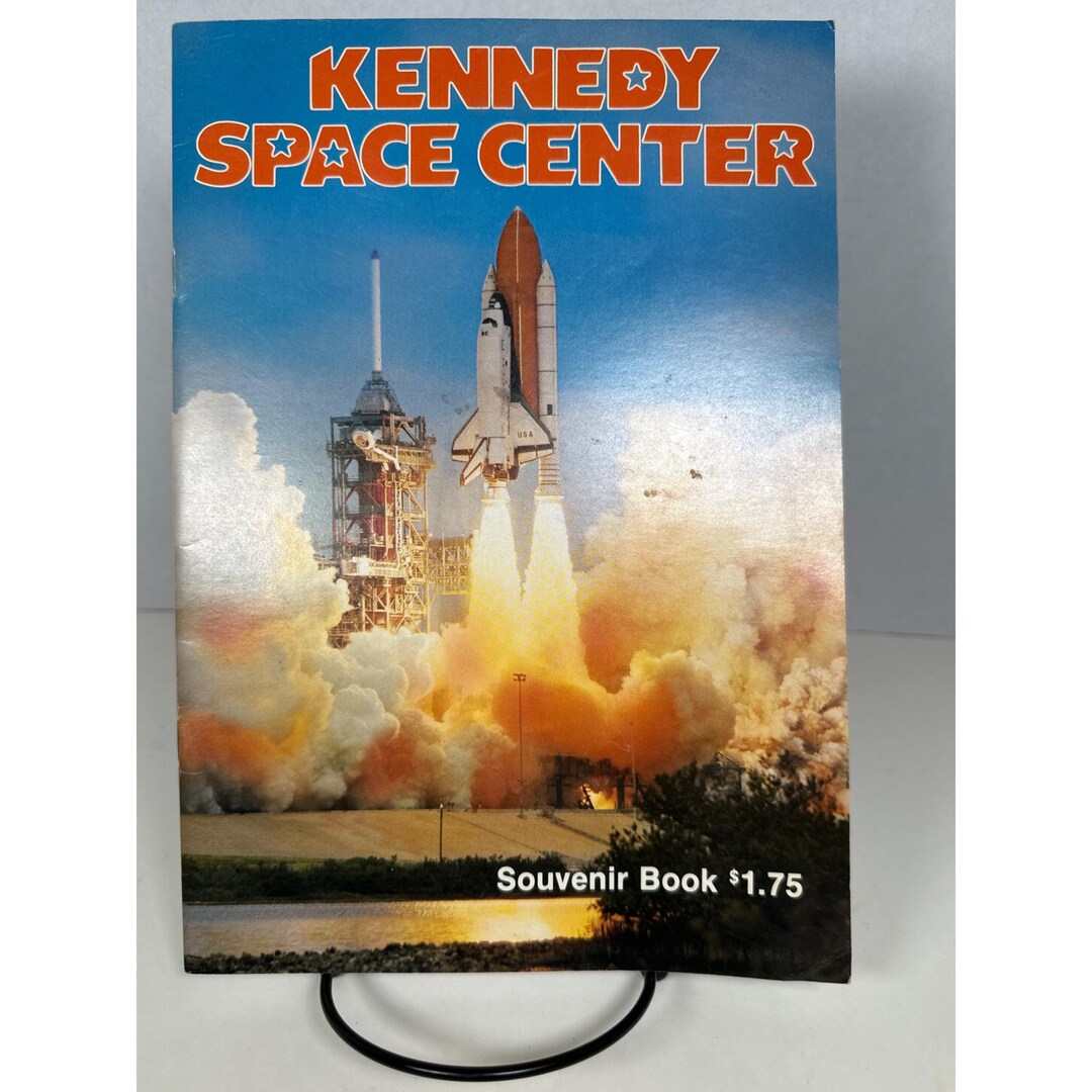 1982 Kennedy Space Center Souvenir Full Color Book 10x7 - Etsy