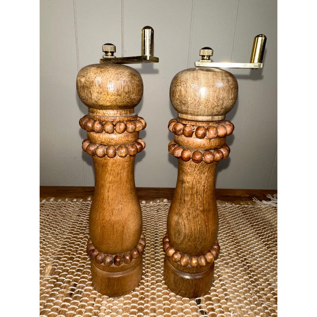Vintage Wooden Set Salt & Pepper Grinders Beaded Ring Design Mid ...