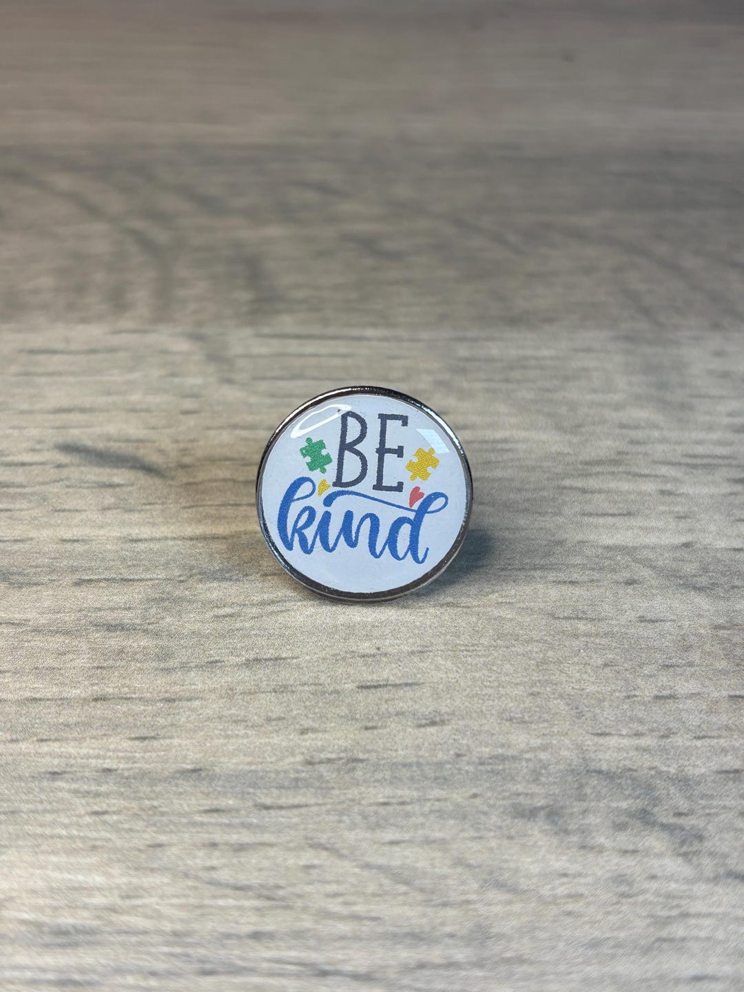 Be Kind Badge - 18mm - Rainbow Colours Puzzle Pieces Autism Awareness ...