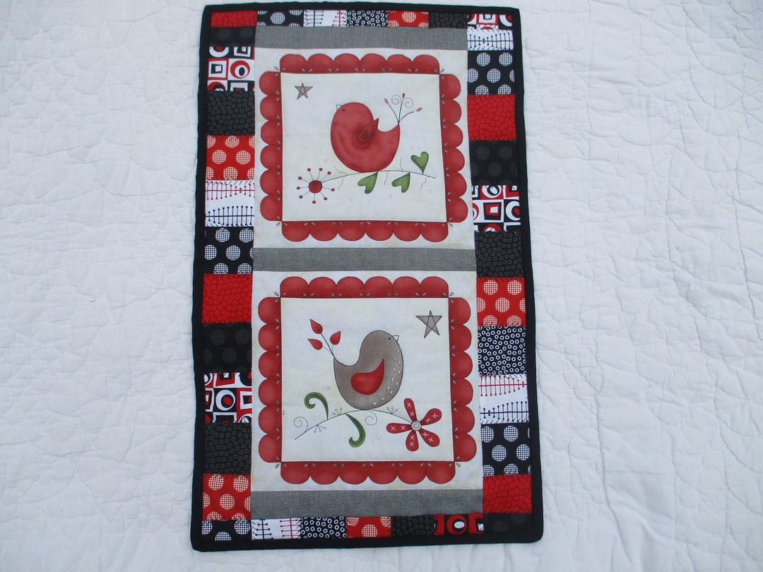 Chirping Birds Quilted Wall Hanging - Etsy