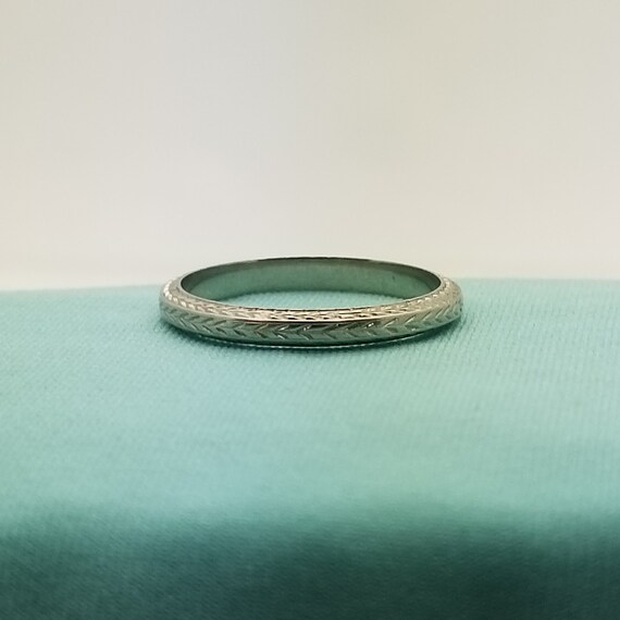 Victorian 18K White Gold Wedding Band, Estate, Size 5… - Gem