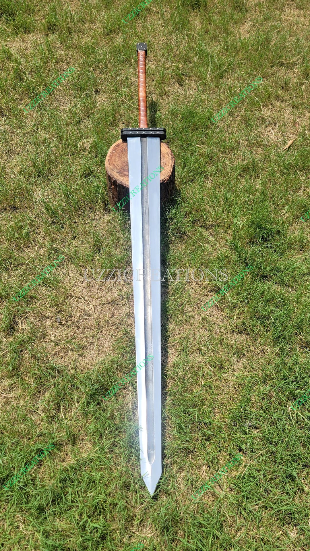 63" Berserk Anime Sword: Spring Steel Guts Raider With Leather Scabbard ...