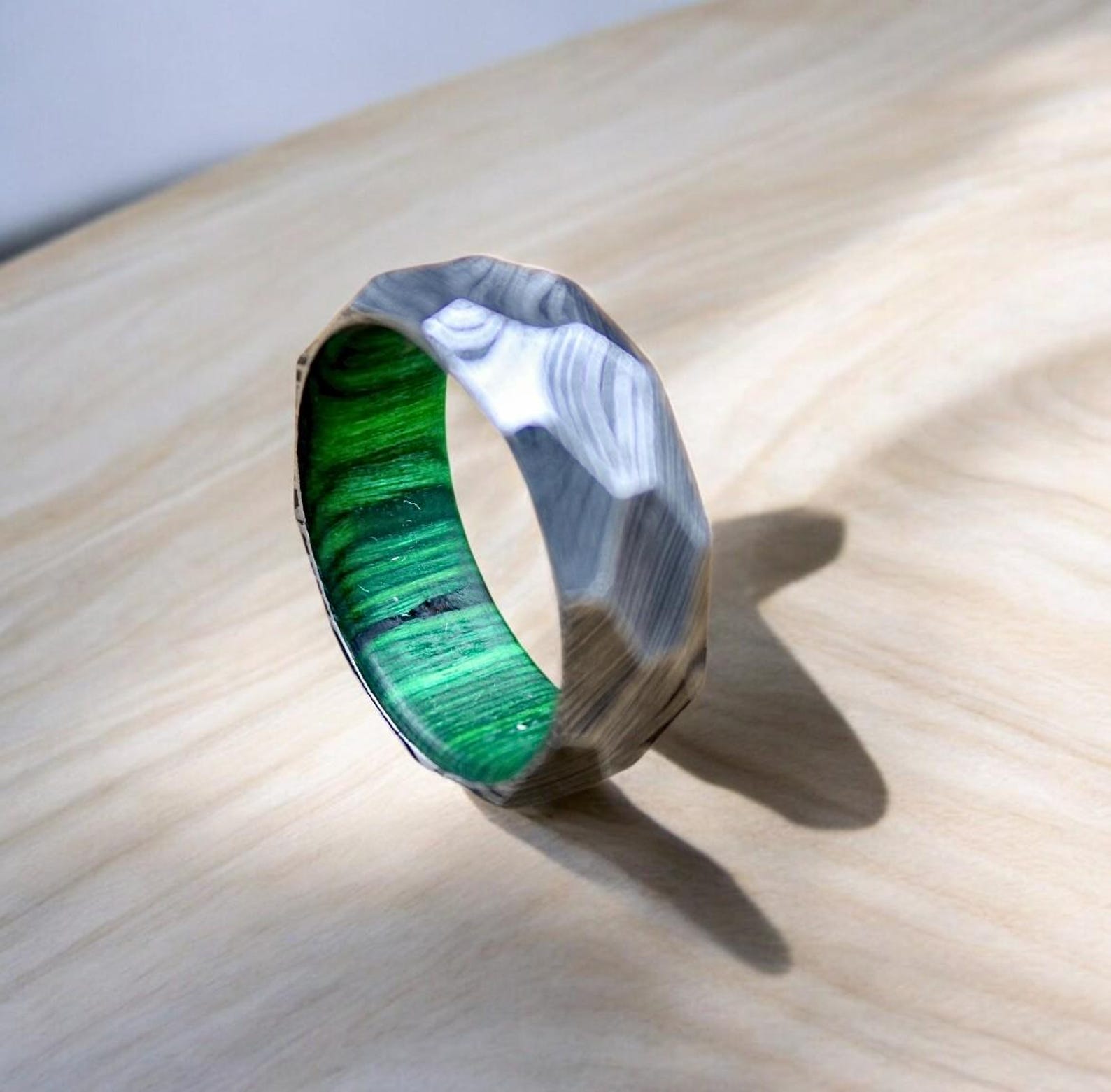 Damascus Steel Rock Hammered Diamond Cut Damascus Wood Wedding Band Men ...