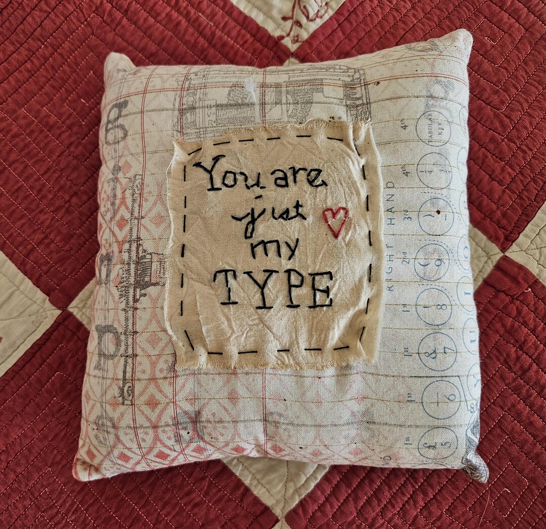 Just My Type Primitive Stitchery Valentine Heart Pillow ~ Farmhouse ...