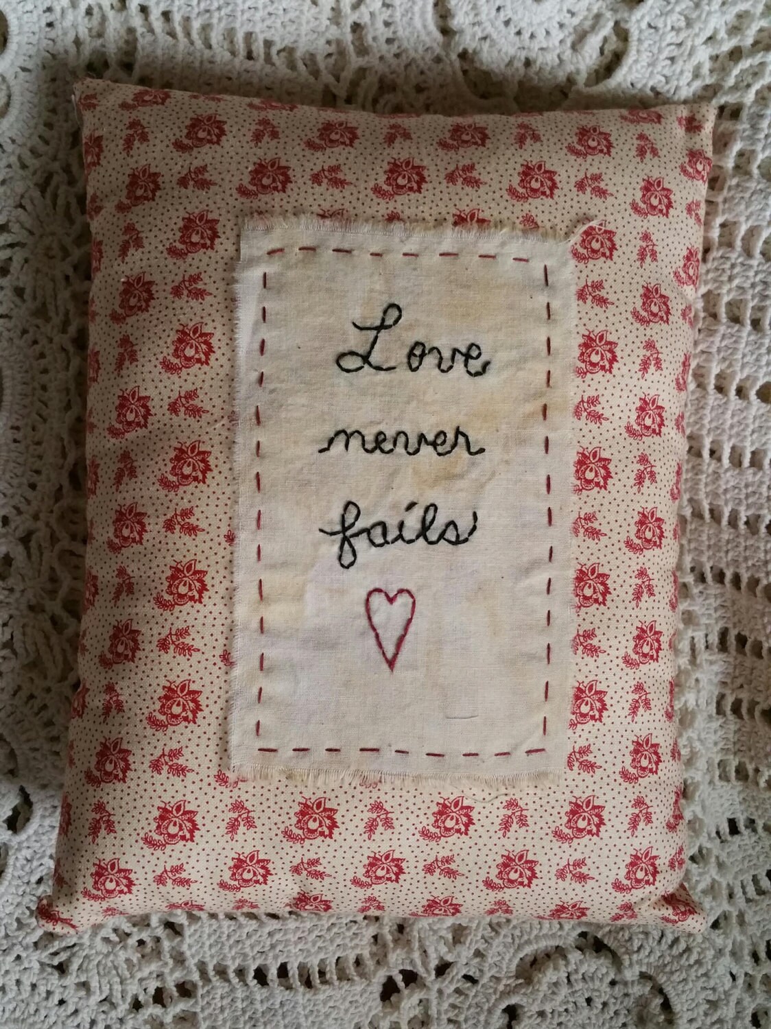 Prim Valentines Love Never Fails Stitchery Pillow OFG | Etsy