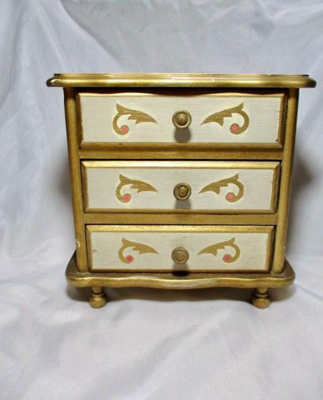 A Vintage Italian Styled Florentine Gold Gilded & Creme Wooden Jewelry ...