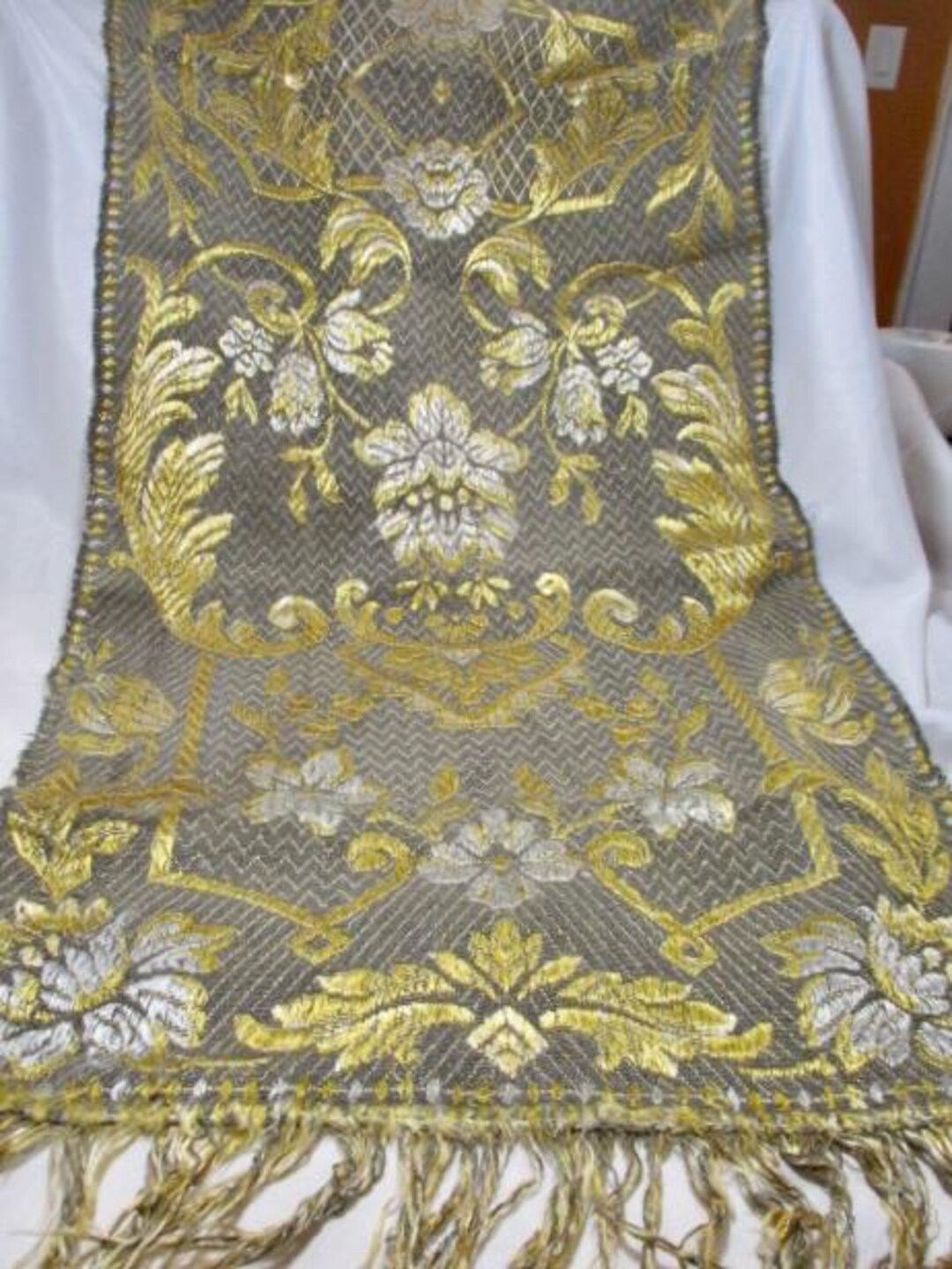 1970's Shimmering Table Runner in Gold and Silver Tones. - Etsy