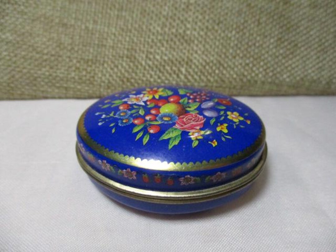 A Vintage Chambers Candy Company Made in ENGLAND Oval, Cobalt Blue Miniature Tinpill Box With ...