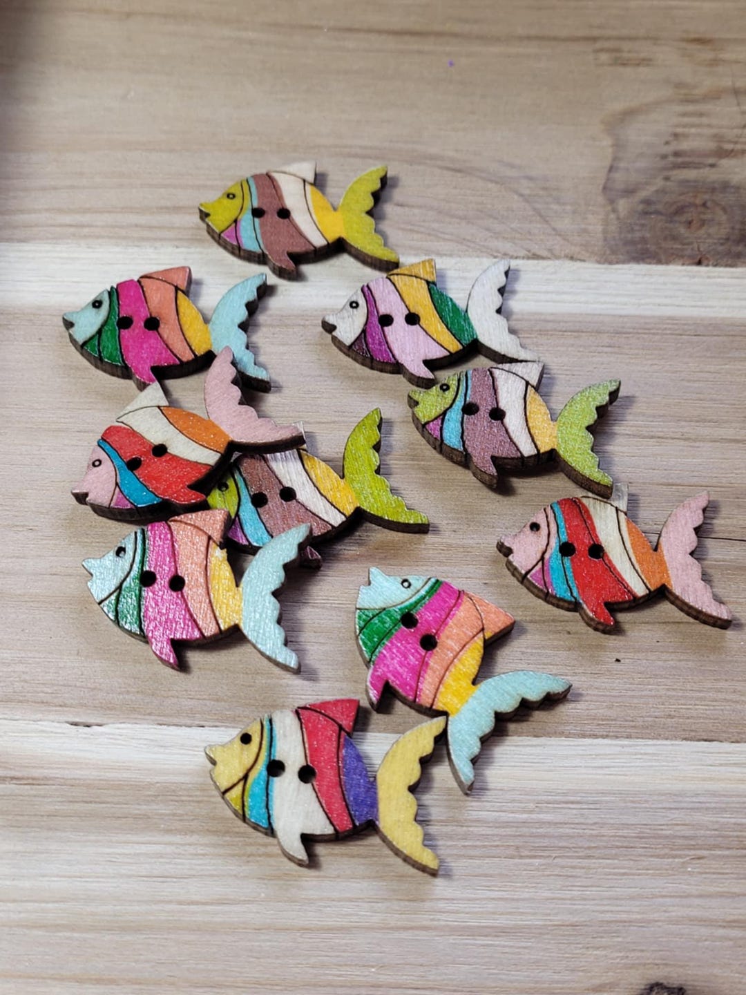 10 Random Color Wood Fish Buttons - Etsy