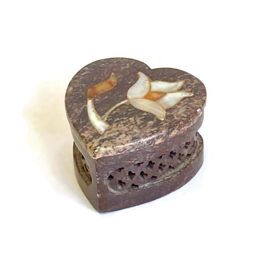 Vintage Small Heart Shaped Soapstone Box, Shell Inlaid Flower, Ring Box ...