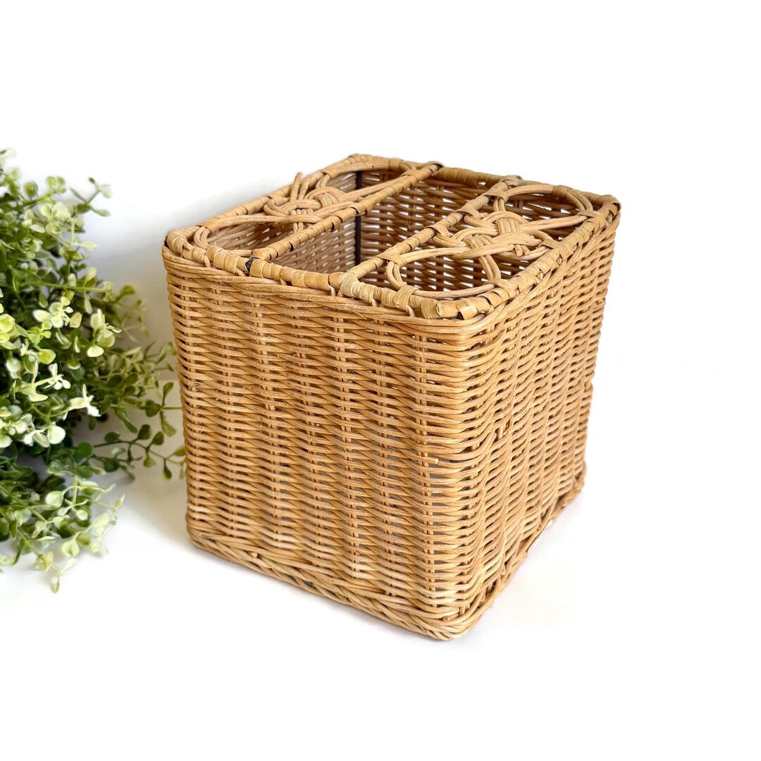 Vintage Wicker Tissue Box Cover, Boho Bathroom - Etsy