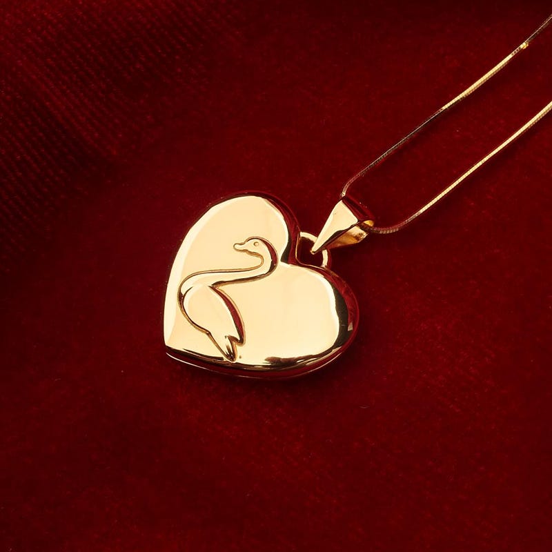 Swan Princess Locket - Etsy