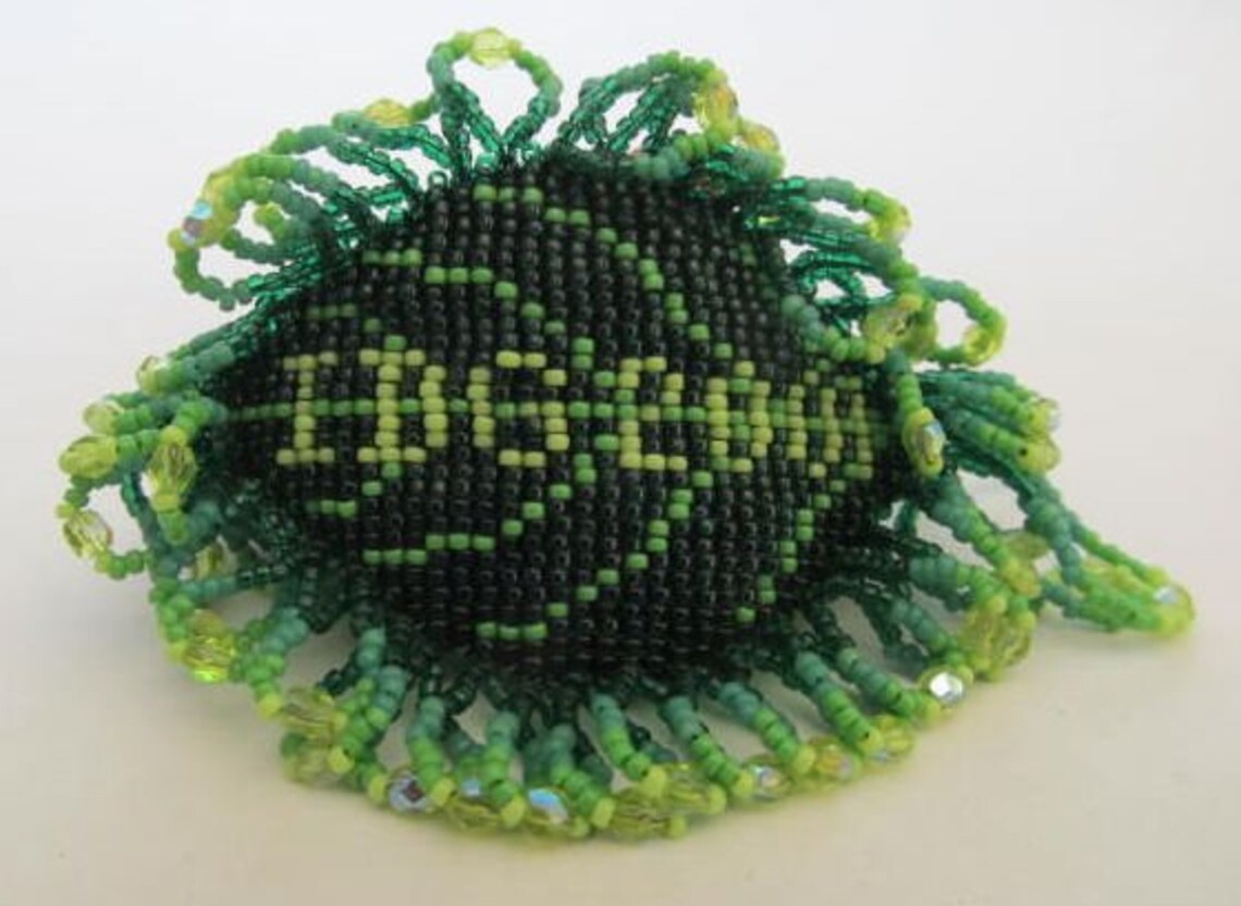 Little Leaf and Ladybug Pod Purse Tutorial - Etsy