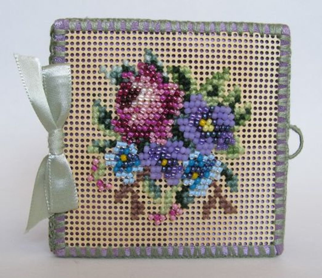 Perforated Paper Floral Needle Case Tutorial - Etsy