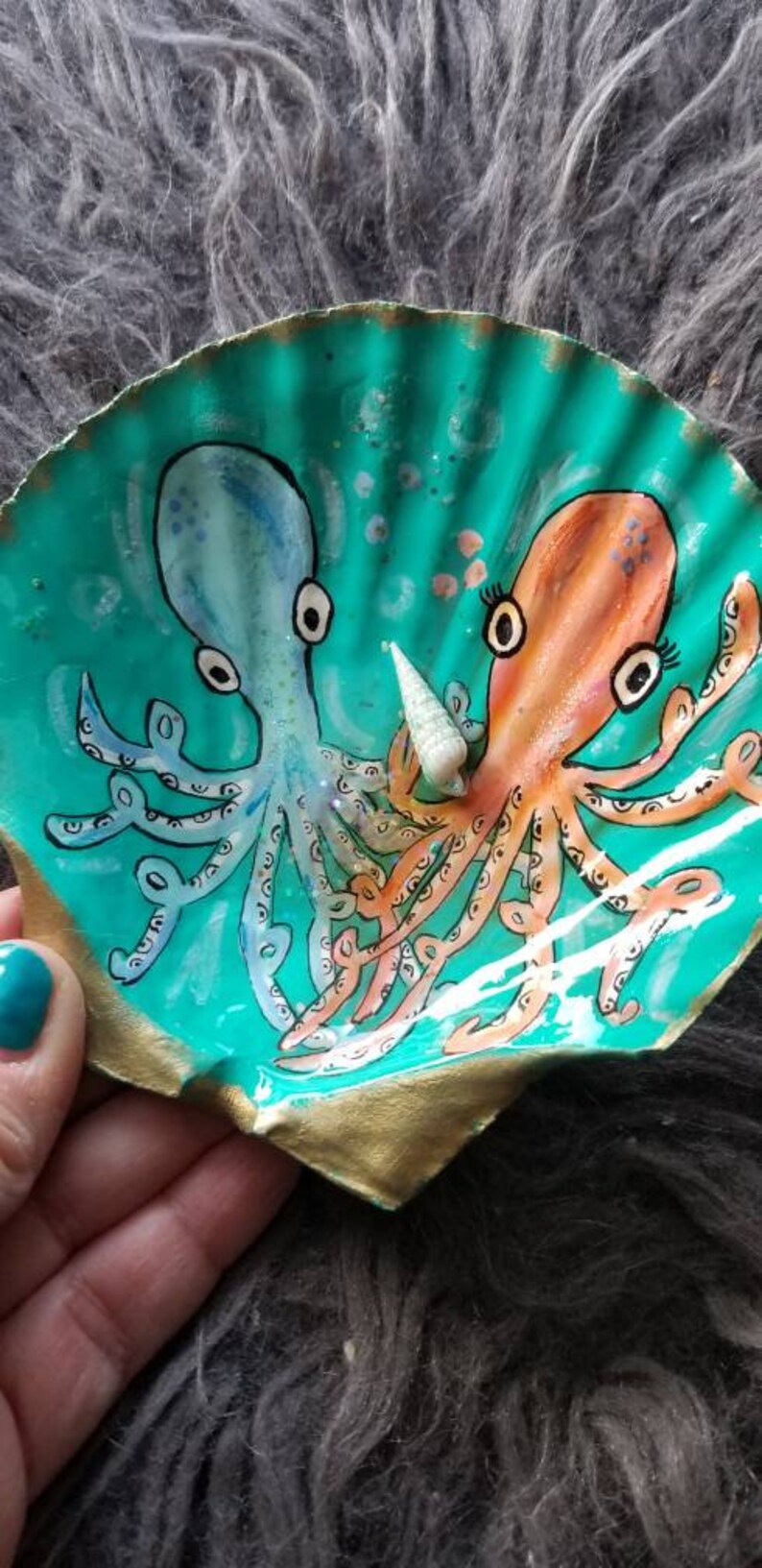 Large Hand Painted Seashell Octopus Couple - Shell Art Scallop - Art ...
