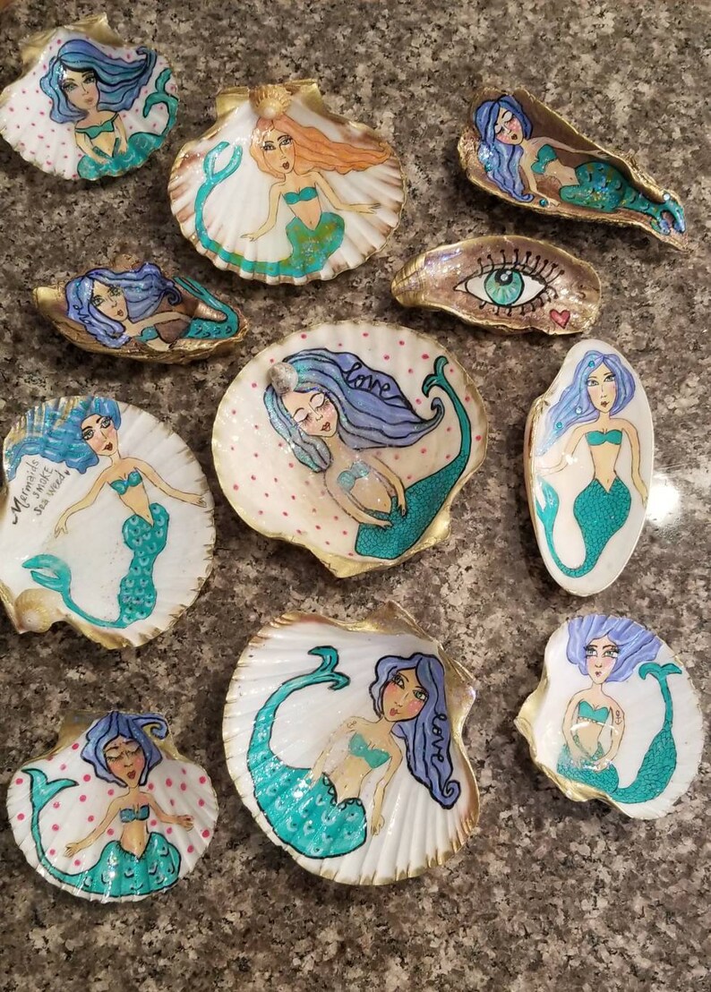 Large Hand Painted Seashell Octopus Couple - Shell Art Scallop - Art ...