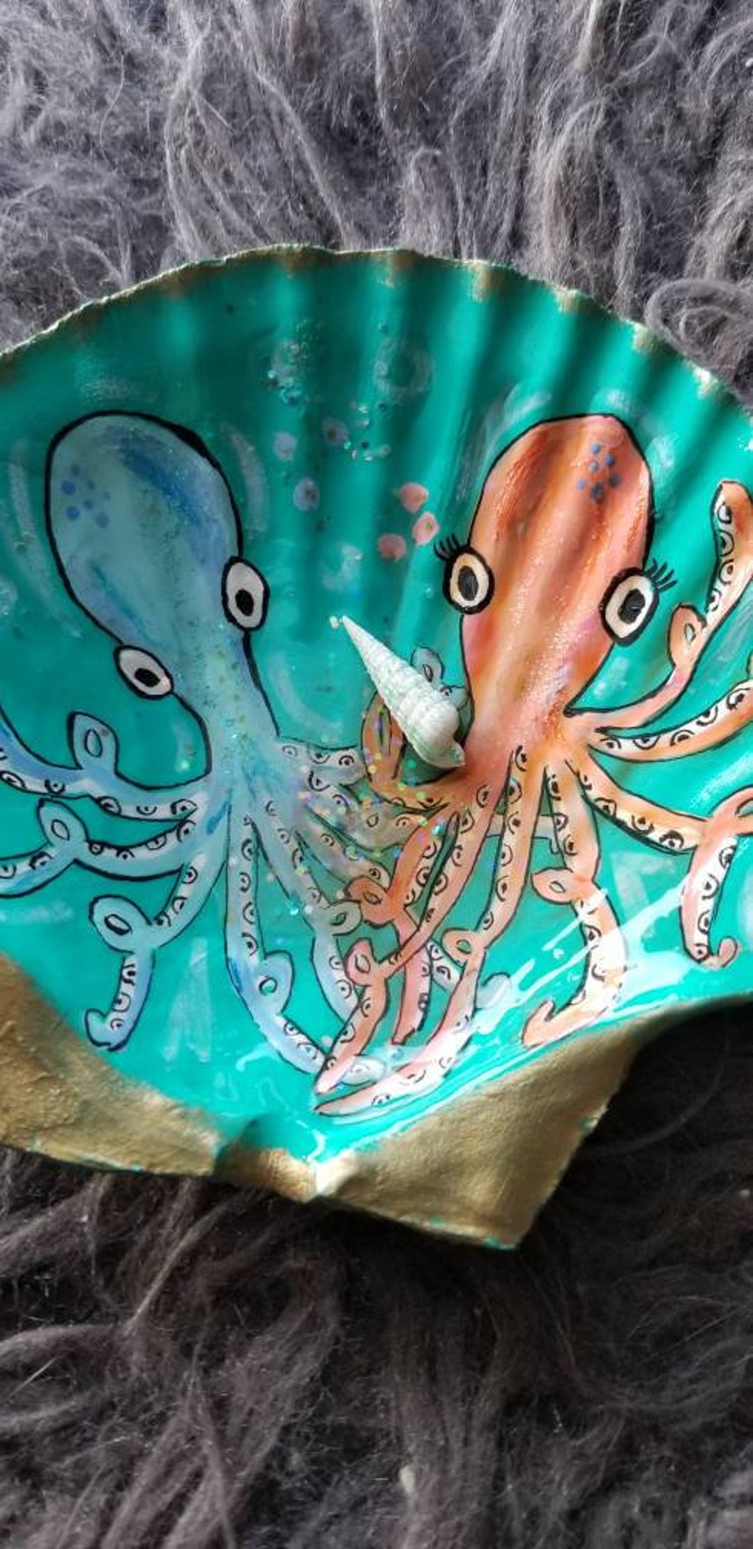 Large Hand Painted Seashell Octopus Couple - Shell Art Scallop - Art ...