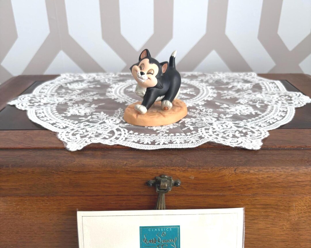 WDCC Figaro Figurine – “say Hello to Figaro,” Pinocchio, COA Included ...