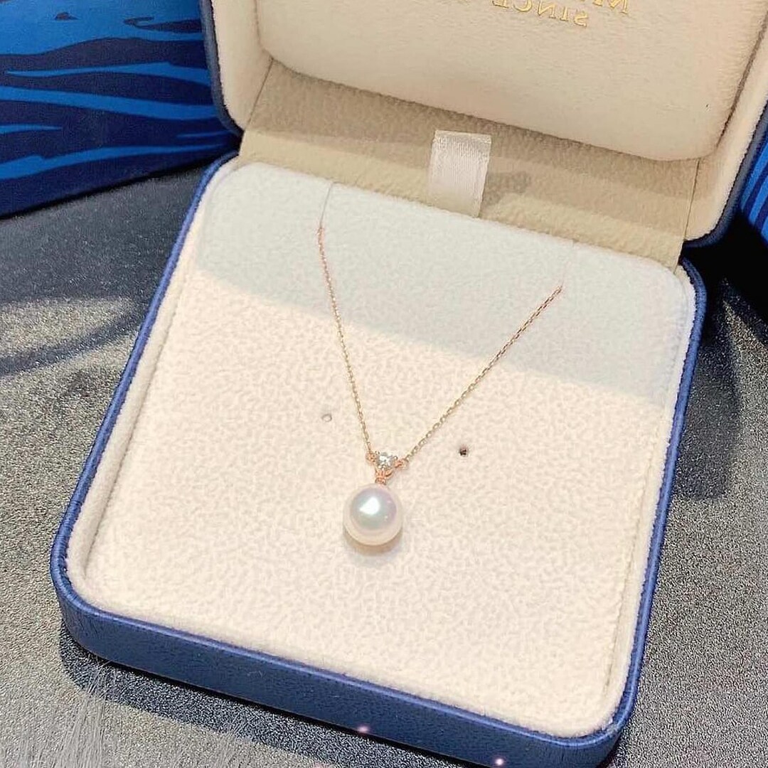 Akoya Pearl Necklace • 7.5-8mm Round Pearl, Single Diamond Pendant - Etsy