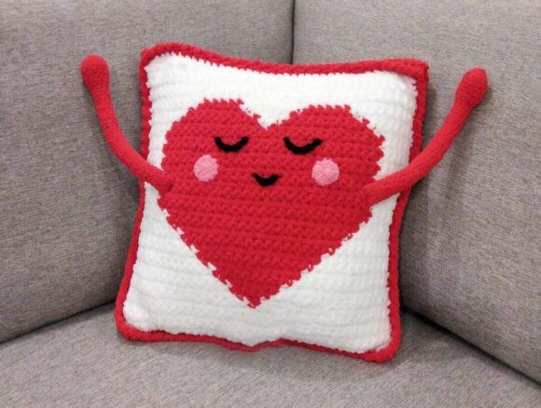 Huggy Heart Pillowcase Crochet Pattern, Heart Plush Pillow Crochet ...