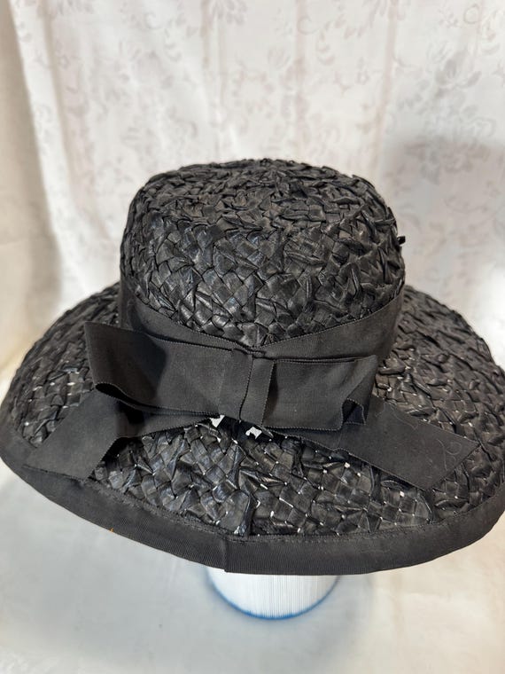 1950's Audrey Hepburn Style Black Crepe Hat - Gem