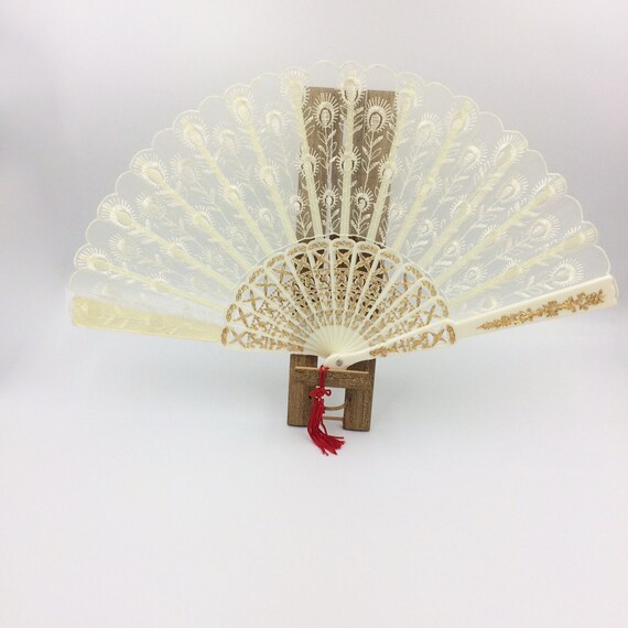 Vintage off White and Gold Lace Folding Hand Held Fan for - Etsy