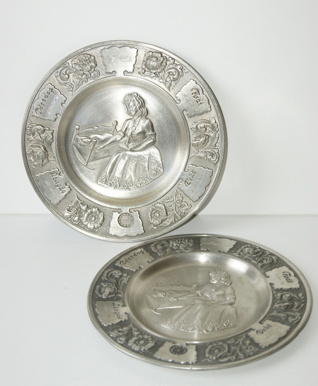 2 Used EIK Norway Herdet Norwegian Tinn Handmade Emboss Wall Art Hanger ...