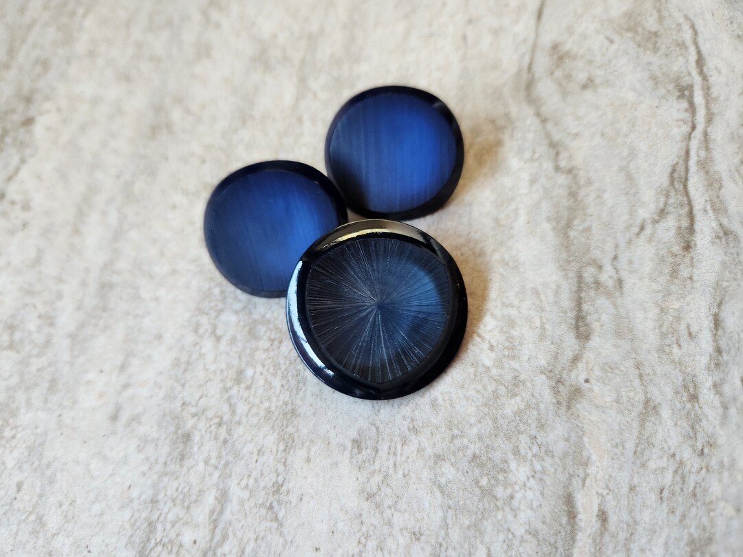 3 Vintage Plastic Buttons, Blue, Round, Royal Blue, Electric Blue, Big ...
