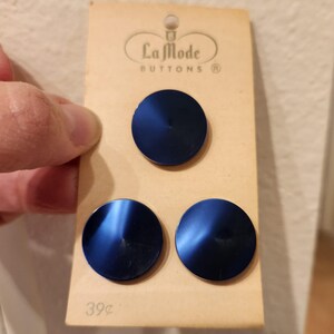 Vintage La Mode Royal Blue Buttons: Metallic Toned Blue, 22mm (set of 3 ...