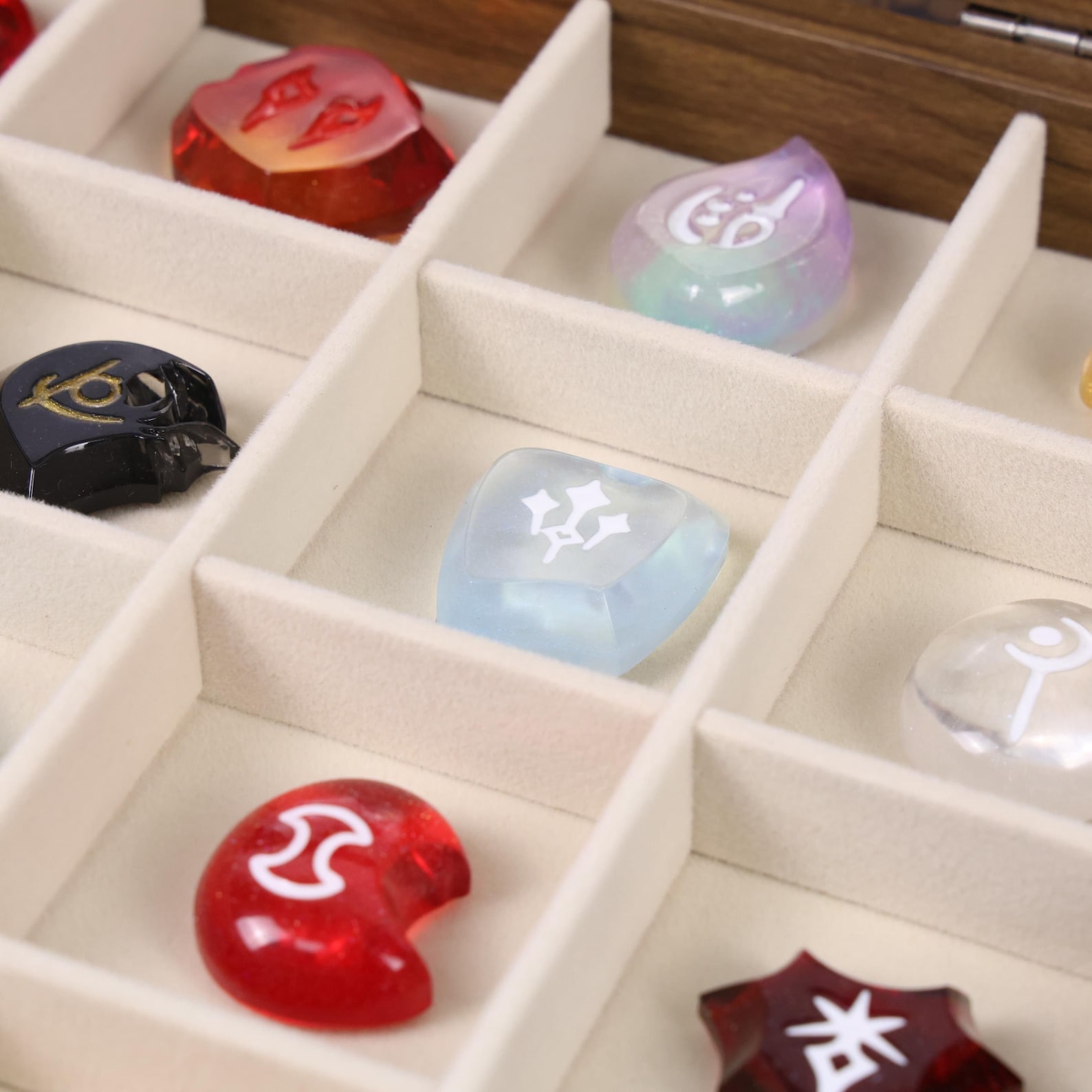 FF14 Fantasy Job Crystal Set With Wooden Gift Box Handcrafted Resin ...