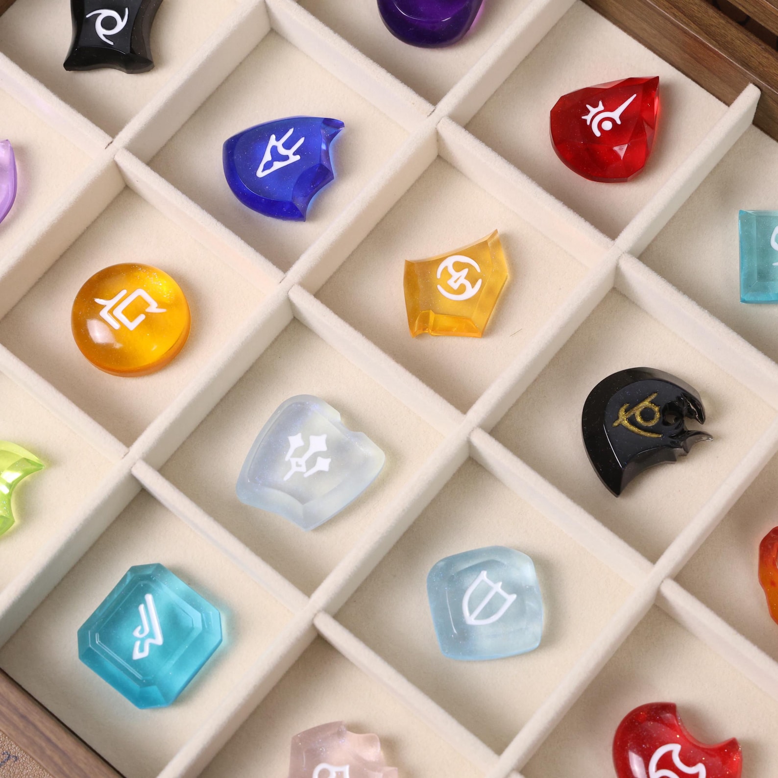 FF14 Fantasy Job Crystal Set With Wooden Gift Box Handcrafted Resin ...