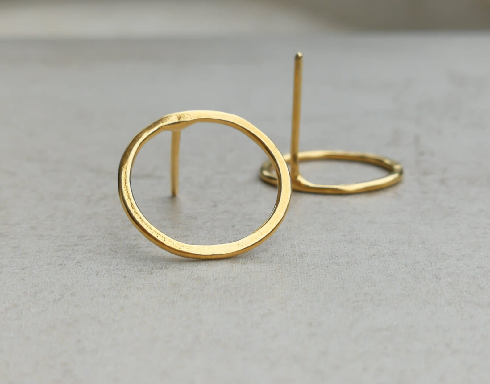 Front circle hoop earrings Small circle earrings Open circle | Etsy