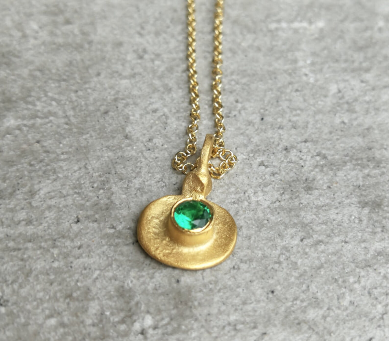 Vintage style gold pendant with tiny green emerald layering | Etsy