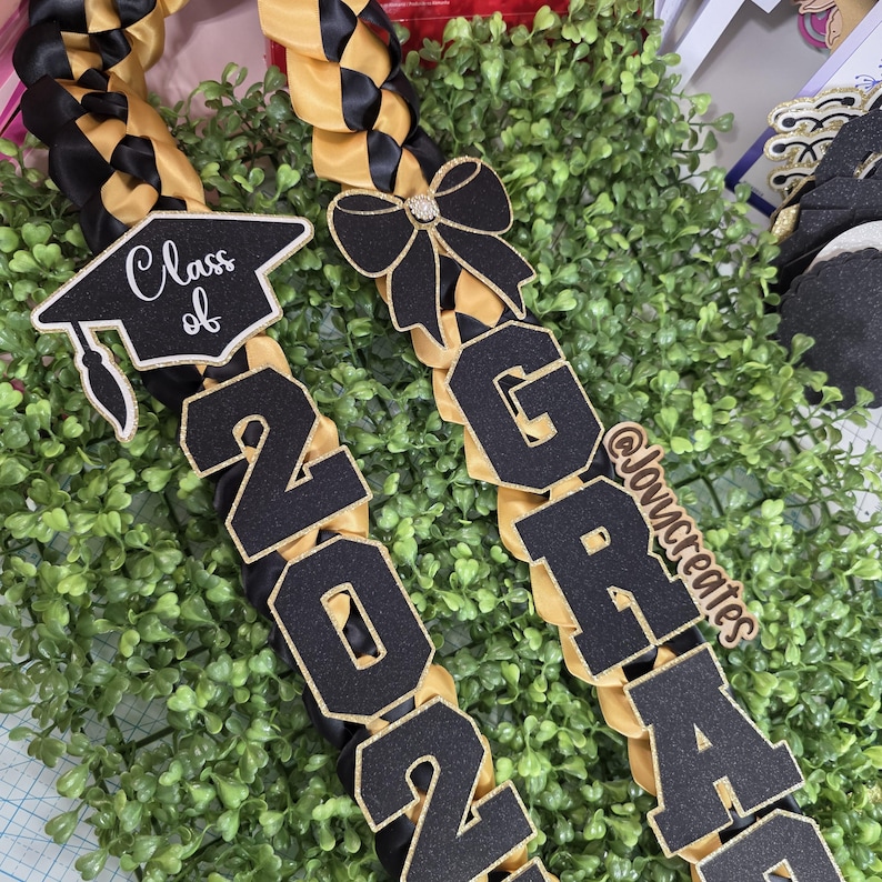 Black and Gold Graduation Ribbon Lei Class of 2026 Coquette Lei Senior ...