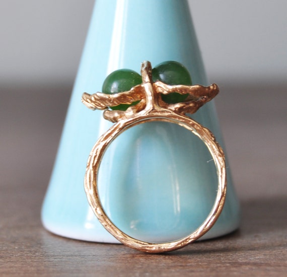 Vintage 1960s Gold & Jade Snake Eye Ring - Gem