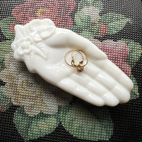 Avon Milkglass - Etsy